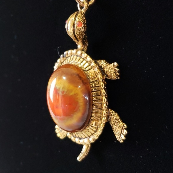 Vintage | Jewelry | Vintage 7s Cabochon Turtle Necklace | Poshmark